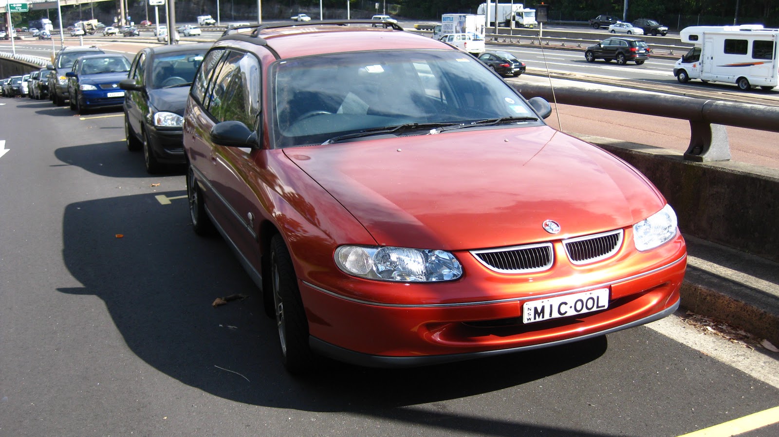 Aussie Old Parked Cars: 1999 Holden VT Commodore Olympic Edition Wagon