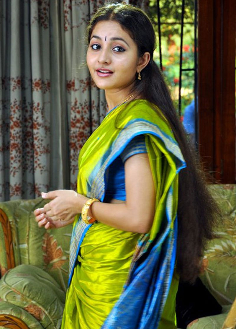 Bhama |Bhama Actress Photos & Images Malayalam Film Star