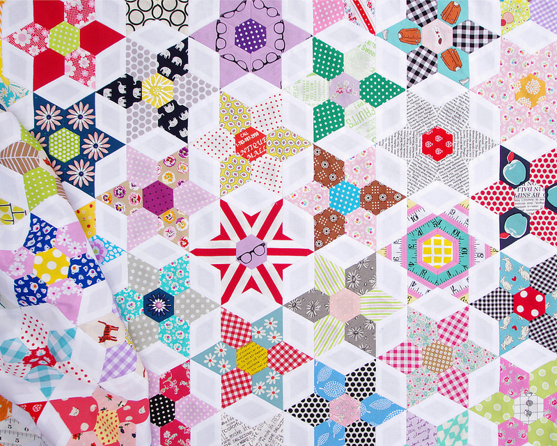 Red Pepper Quilts: The Daisy Chain Quilt - An English Paper Piecing ...