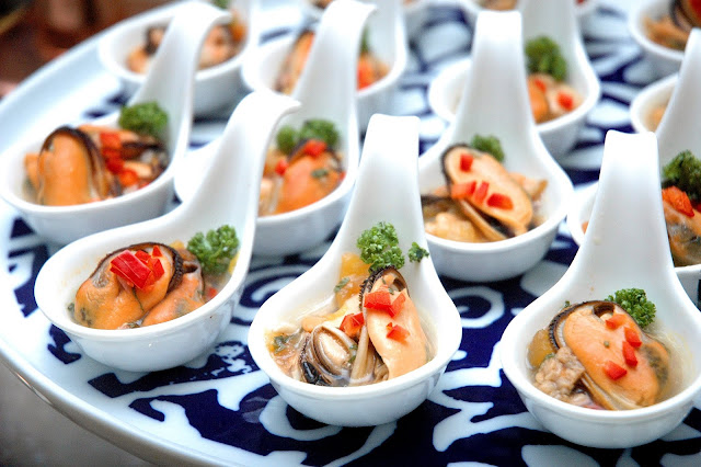 DUDE FOR FOOD: #aNIUexperience: NIU by Vikings Opens at The Podium