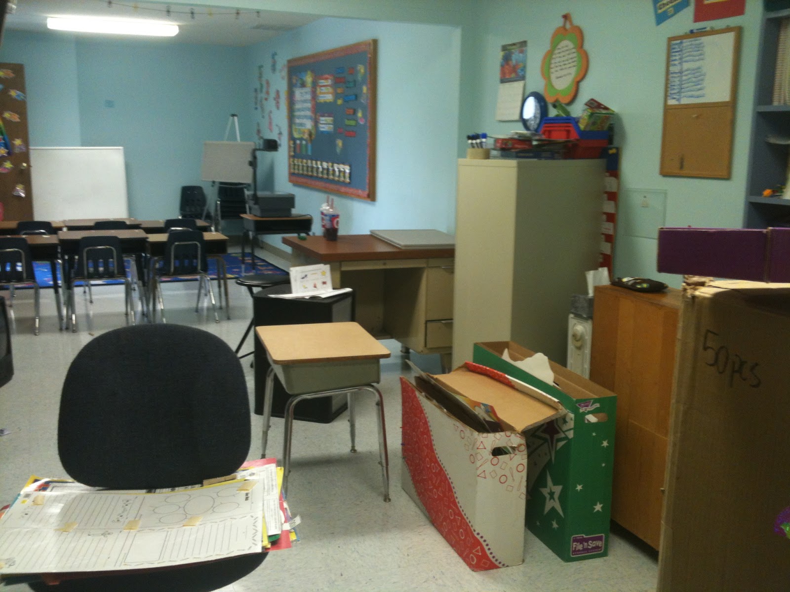 Tales of a Teaching Mom: Classroom Reconstruction Day 2 and 3