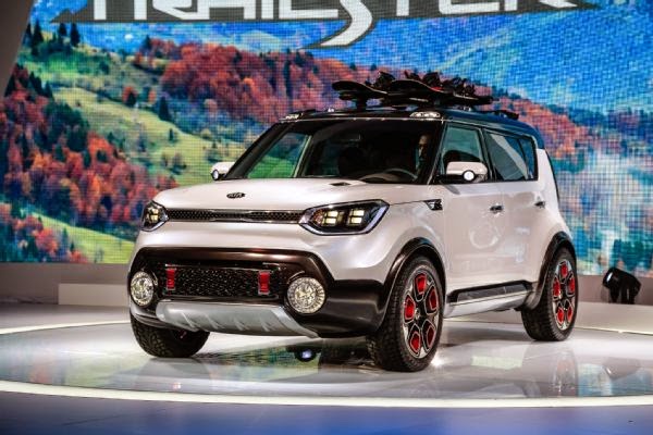 Off-Road & Camping: Kia Trail’ster Electric All-Wheel-Drive Concept ...
