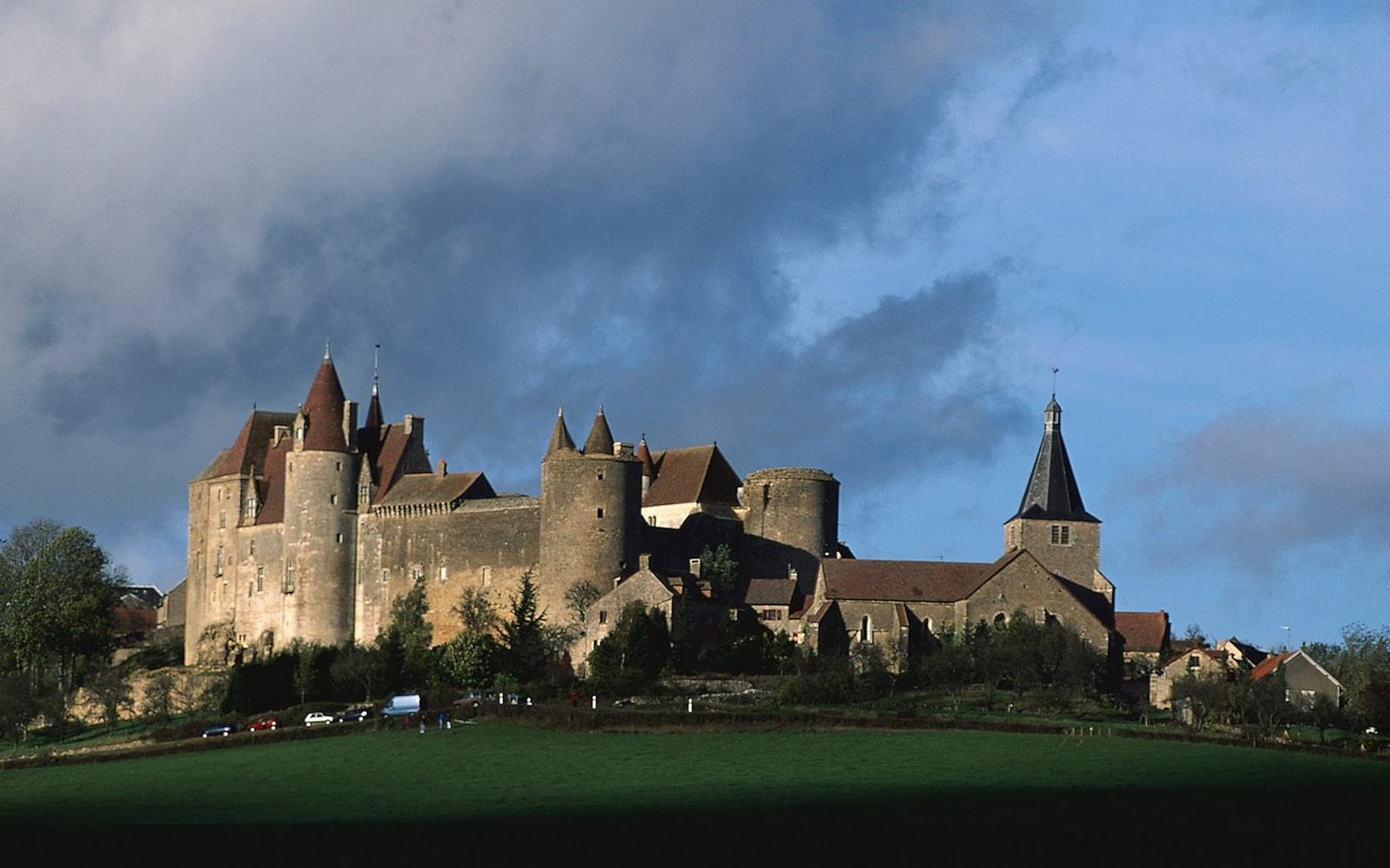 De tout et du reste: Hilltop Castle