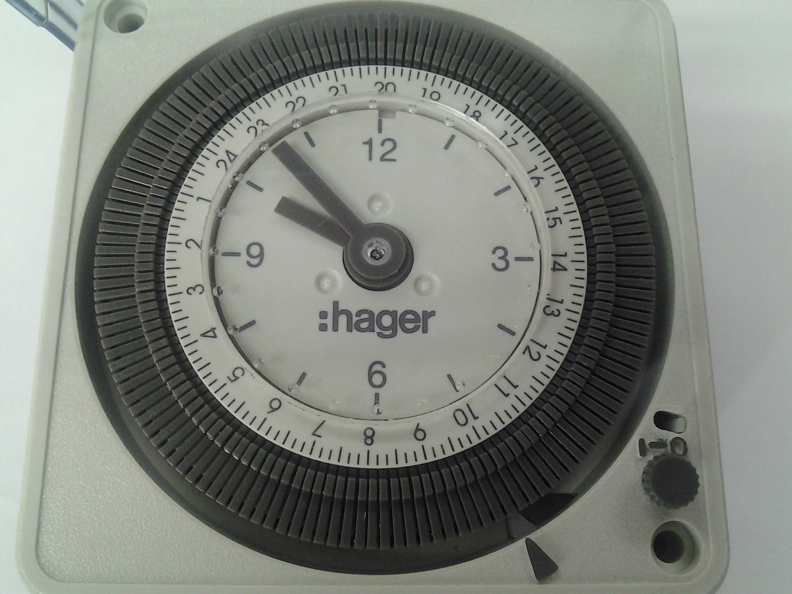 ELEKTRIK DUNIAKU: PEMASANGAN TIMER