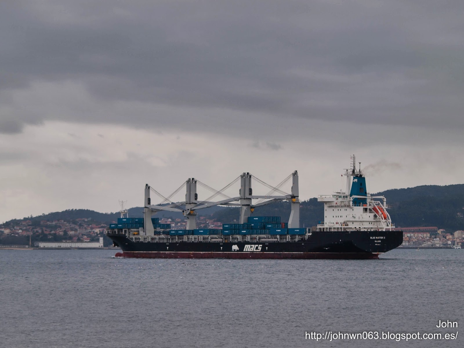 FOTOS DE BARCOS: BLUE MASTER II