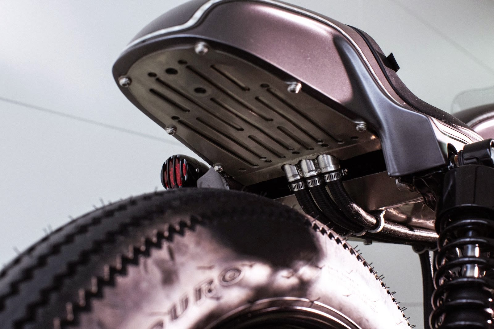 Racing Cafè: Harley "The Slate Hammer" by Rough Crafts