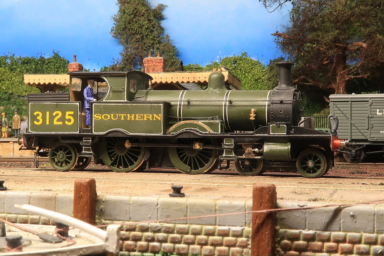 CParkstone's Railway modellers Blog: Exton Quay and its rolling stock