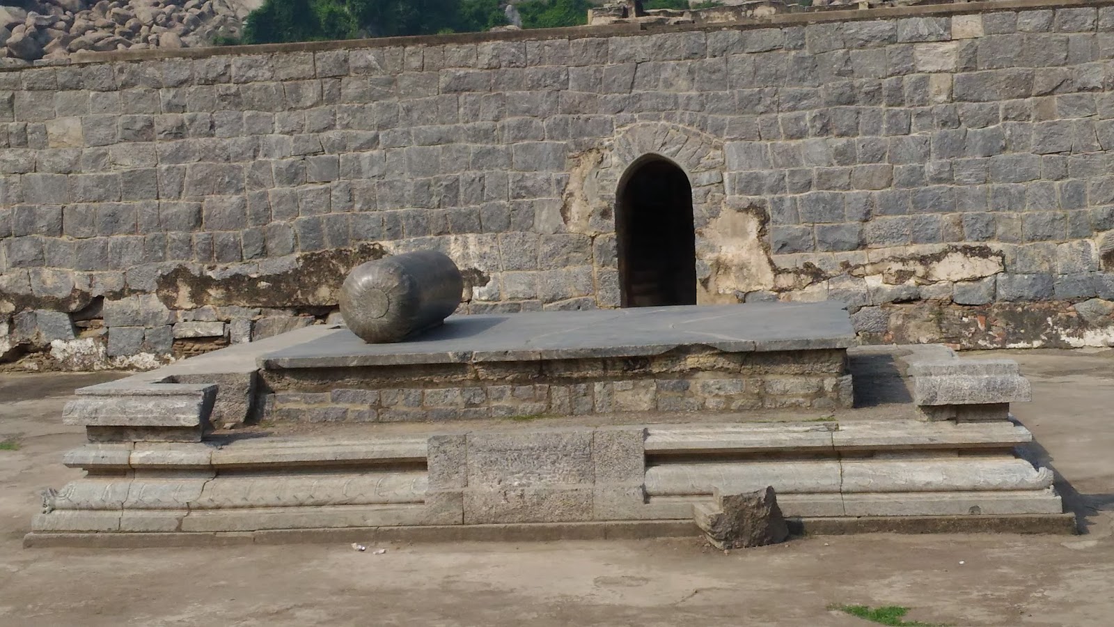 Gingee Fort / Jinji Fort / Jinjee Fort/ Senchi Fort / Senji Fort