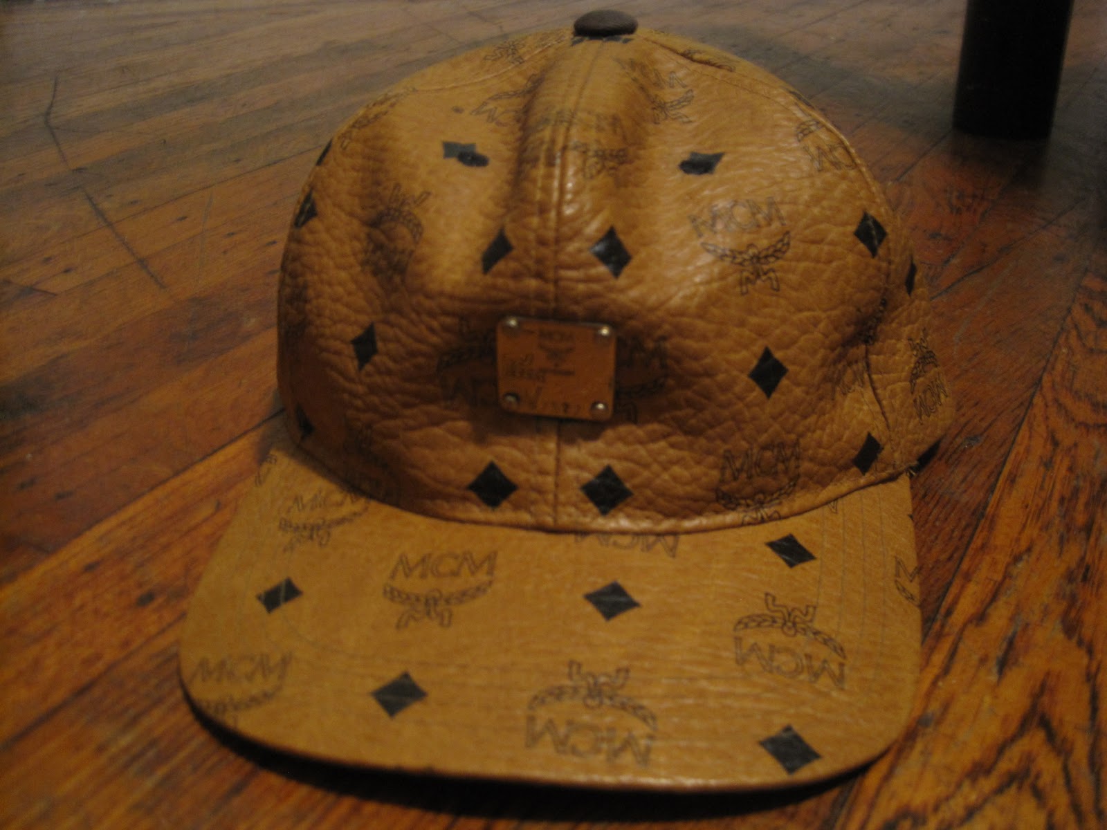 DON D WORLD: MCM very RARE Hat
