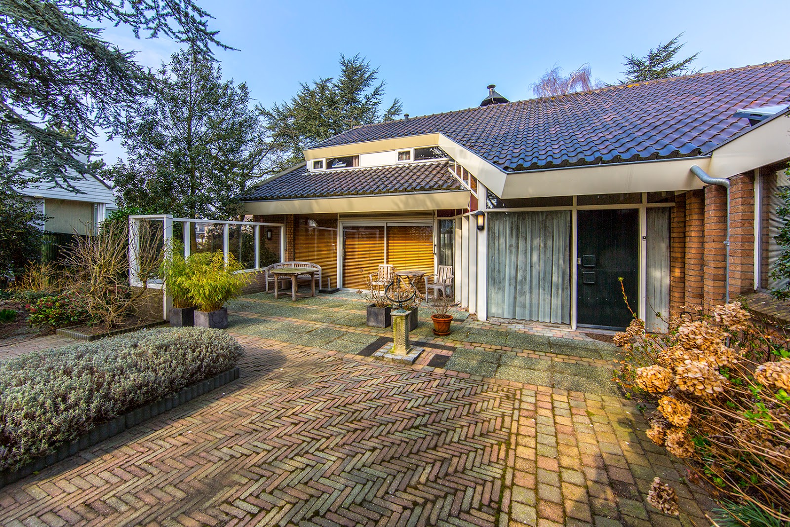 Fotograaf Michael van Oosten: zoeterwoude-rijndijk anthoniusstraat 9