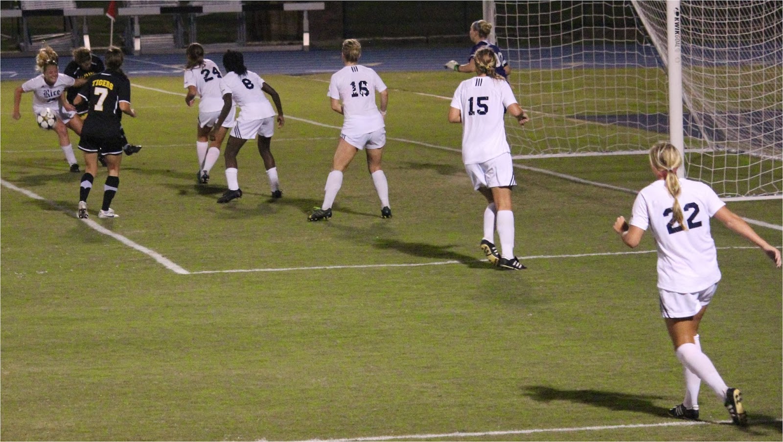 Kokoy's Women's College Soccer Blog: WHAT'S IN A NUMBER? Owls 3, Tigers ...
