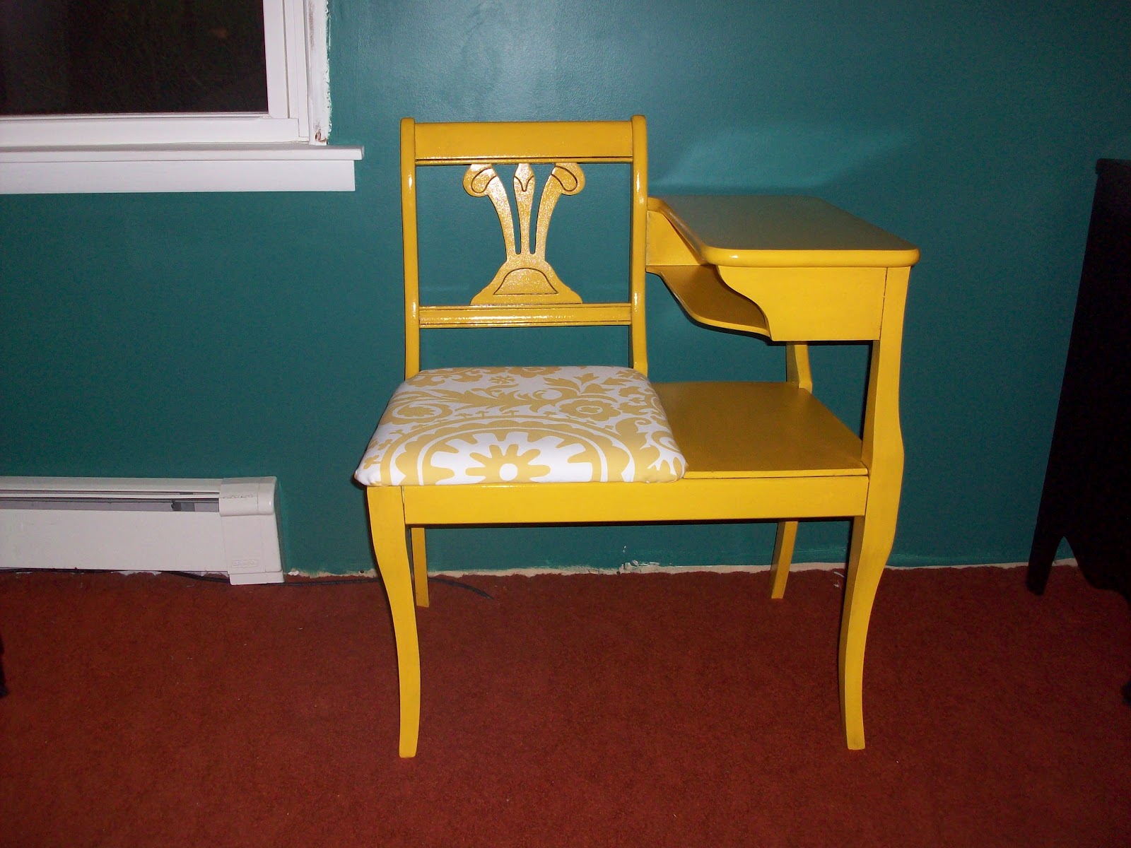 DIYing It: Gaga for My Telephone Chair