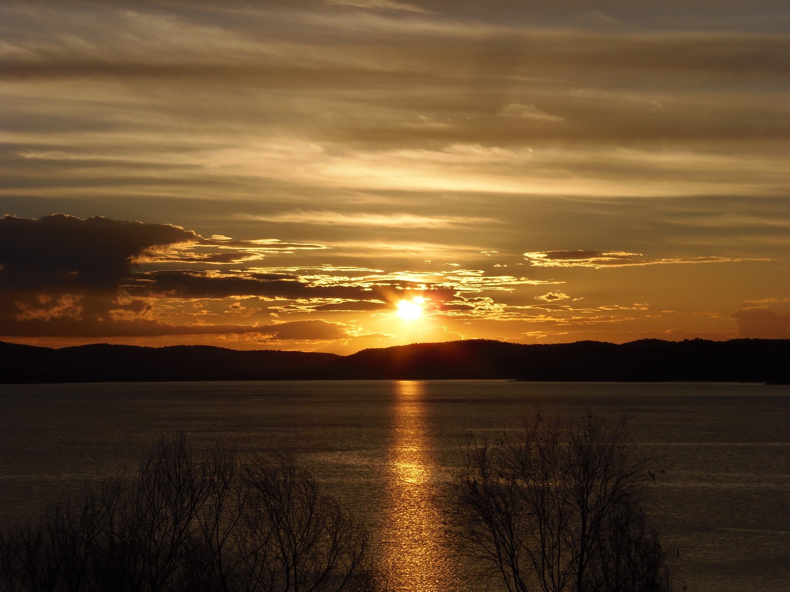 Solo Steve On The Road: COPETON DAM NORTHERN FORESHORE