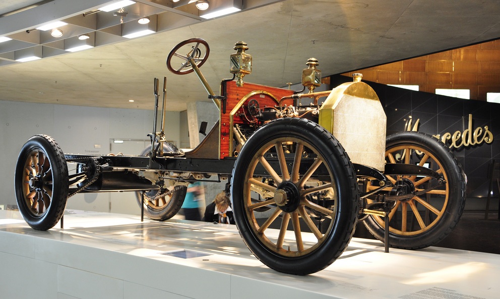 Oturgaçlı Götürgeçler: Mercedes Benz 2