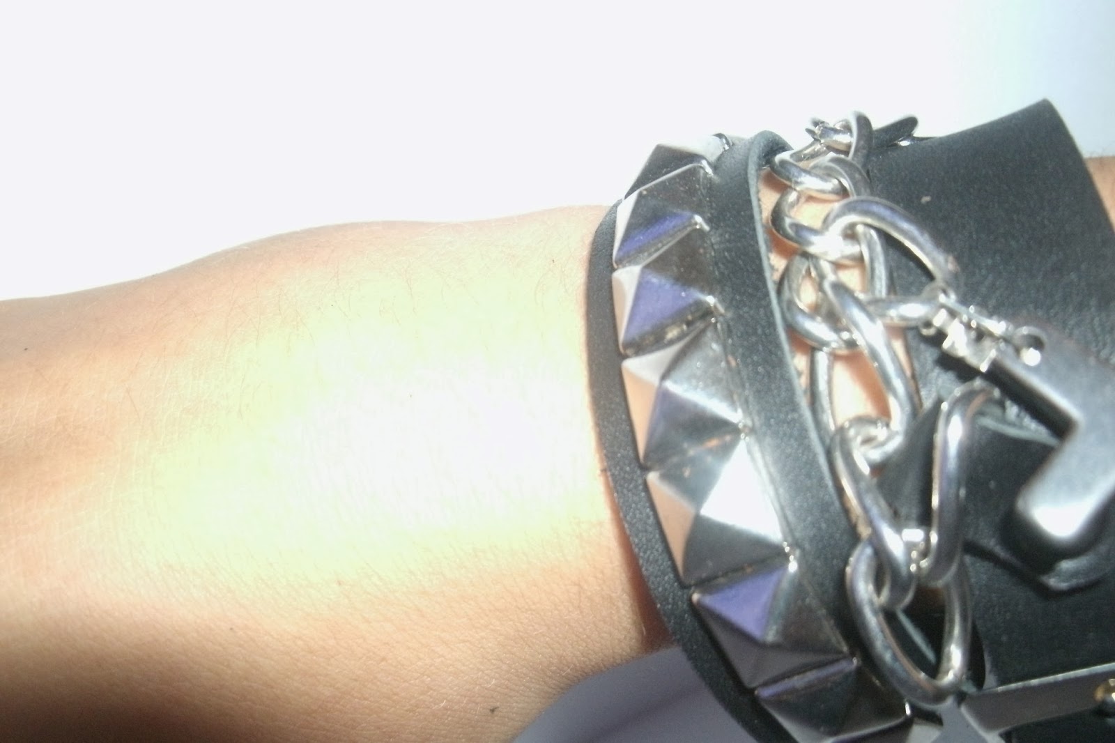 Accesorios en cuero para rockeros