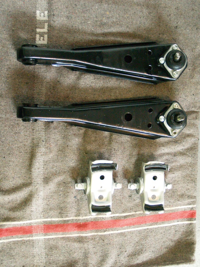 1970 Mustang Plain Jane Sleeper: Boxing Lower Control Arms