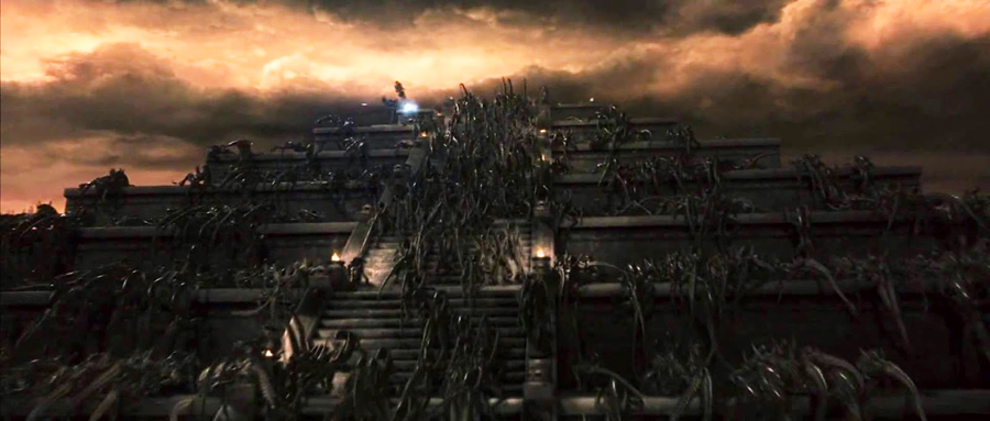 Travis Simpkins: Alien vs Predator (2004): An Ancient Pyramid in Antarctica