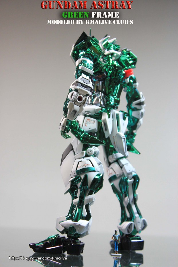 Custom Build: MG 1/100 Gundam Astray "Green Frame"