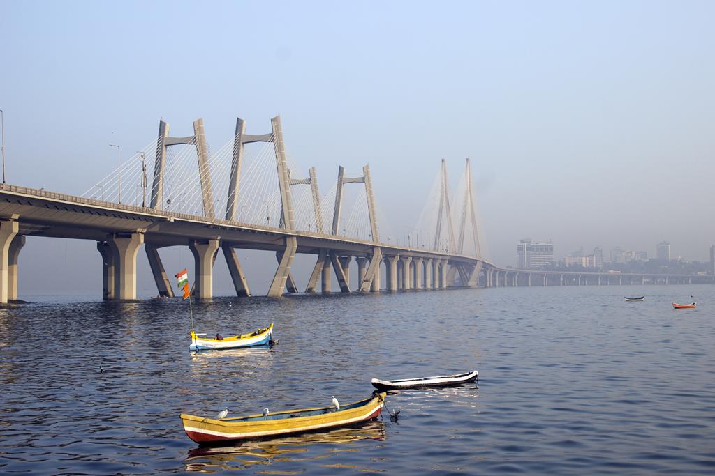 Mumbai Daily: Iconic bridge