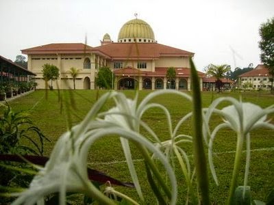 coReTan di HujuNg JaRi: Kolej Matrikulasi Pahang (KMPh)