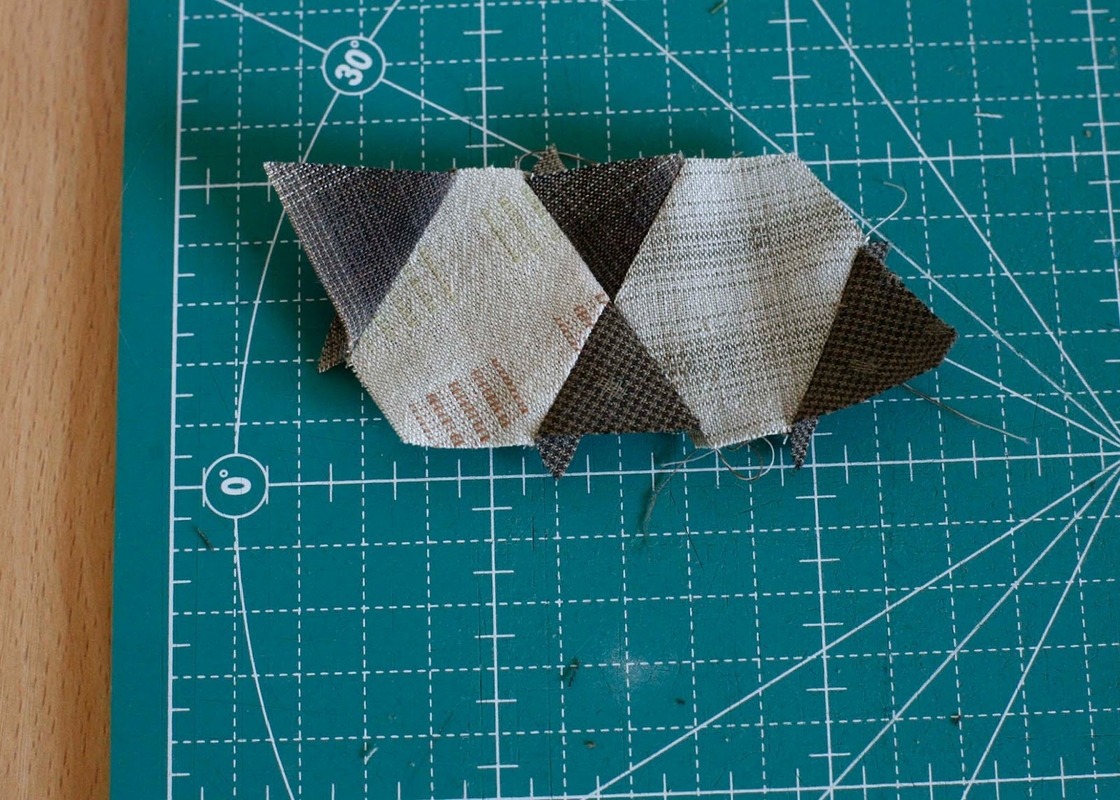 Cosmetic Bag Japanese Patchwork Tutorial. ~ DIY Tutorial Ideas!