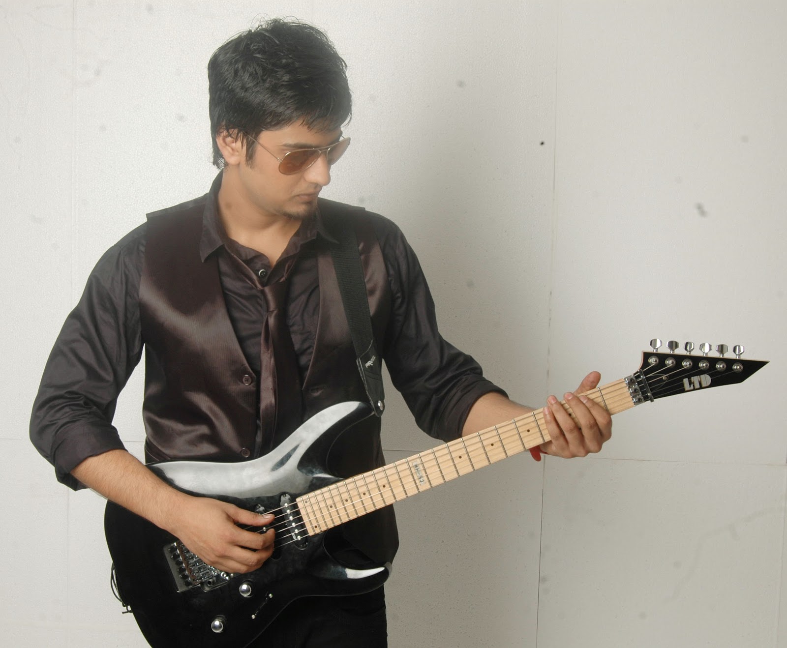 Singer Amit Mishra Eternal Love