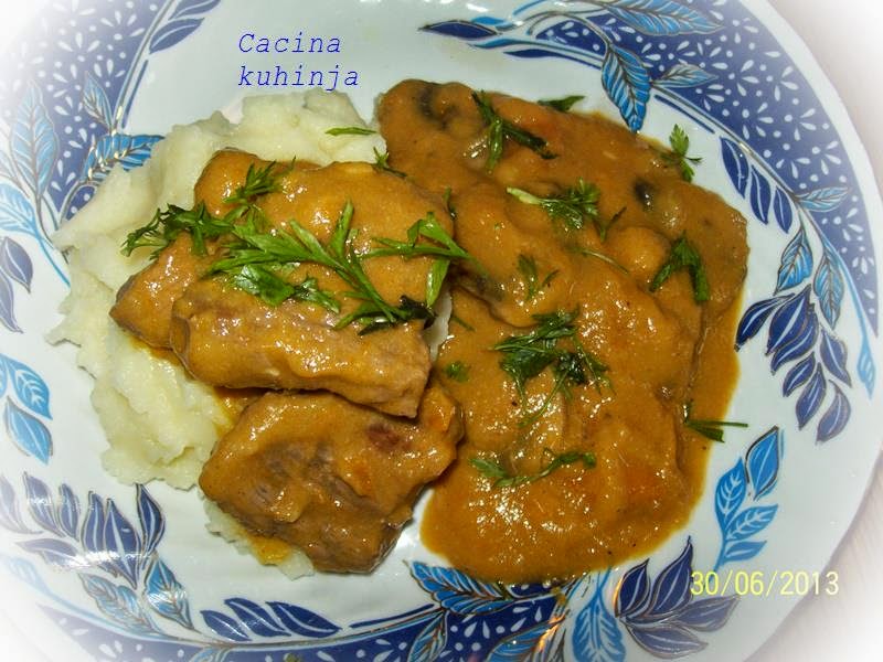 Teletina sa pecurkama