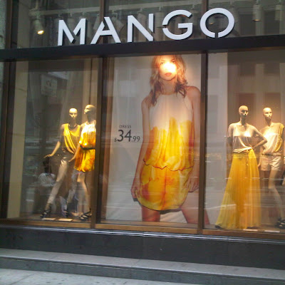Yajaira's Fashion Notes: Window Display (Mango)