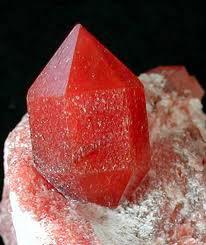 Templanza y Sus Rituales: CUARZO ROJO PARA LLAMAR AL AMOR: