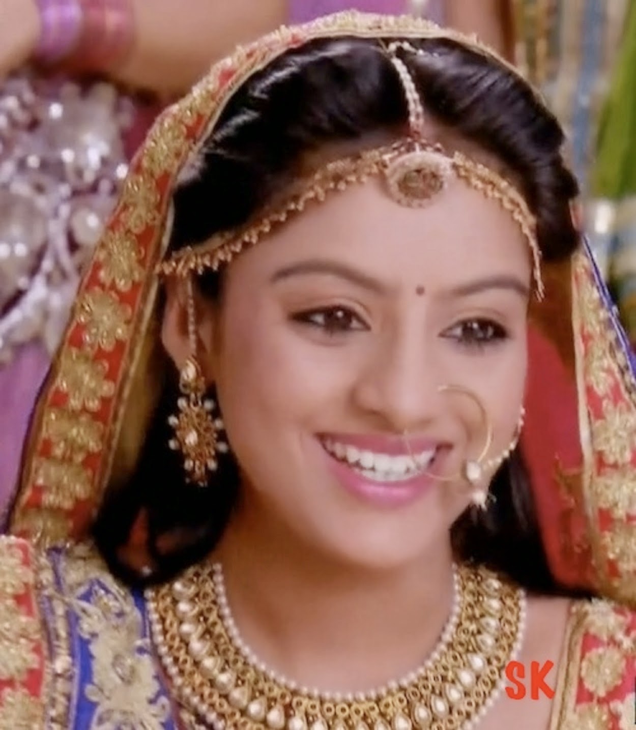 Deepika Singh AS Sandhya In Diya Aur Baati Hum Hd Wallpaper Free - 3D Wallpaper | My 2nd Blog
