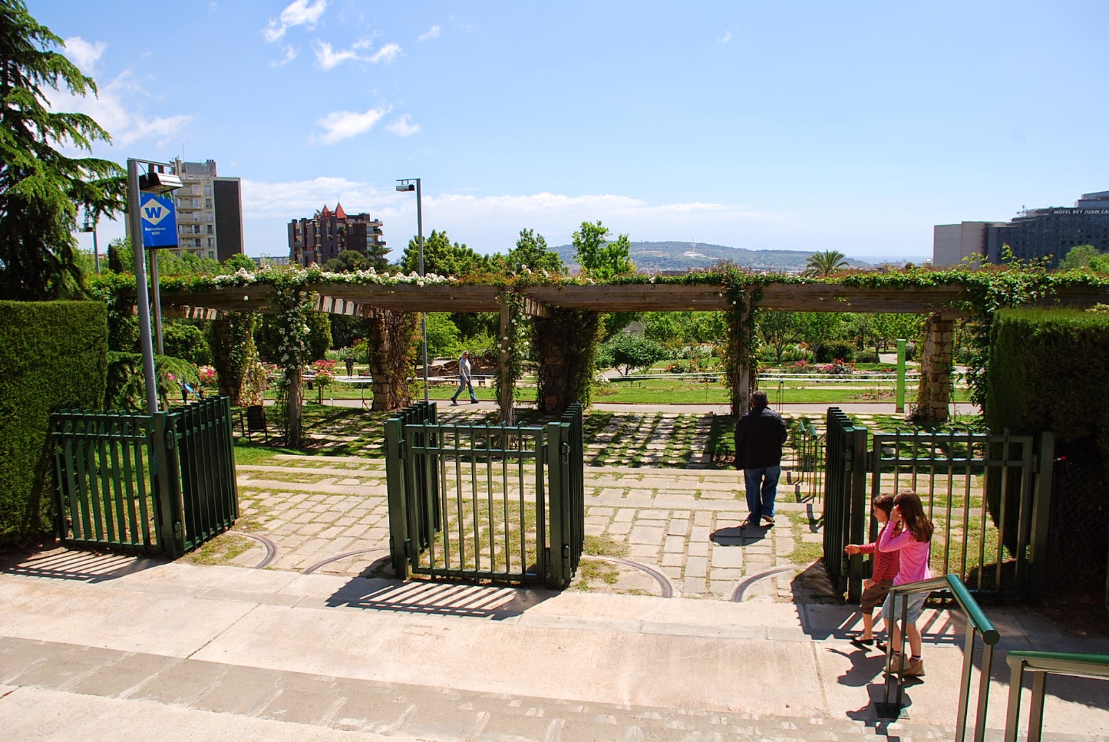 Pequeña montaña (senderismo en familia): Parque Cervantes