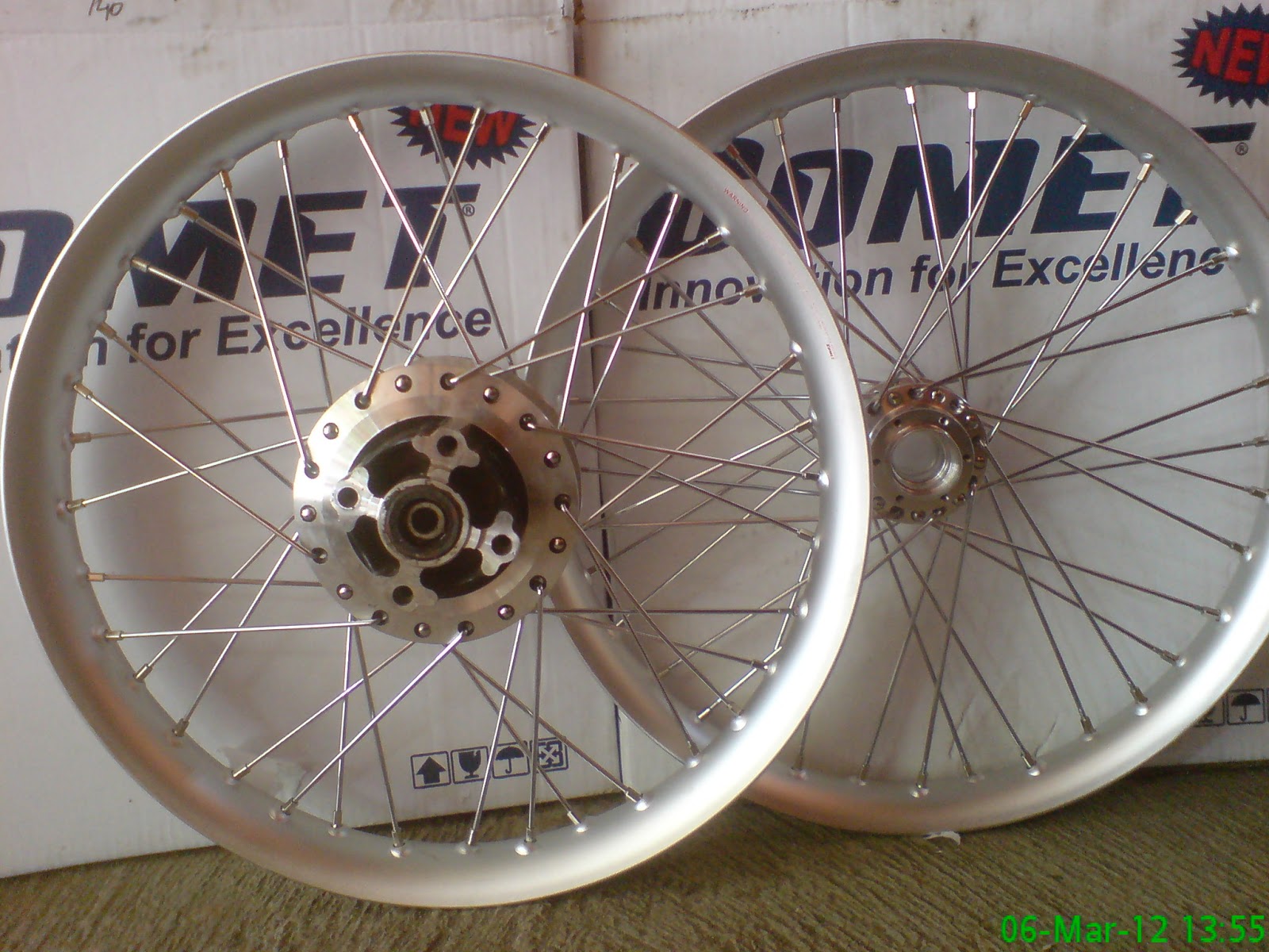 Velg Comet Silver dengan Tromol Trusty untuk FU | Velg Motor Murah