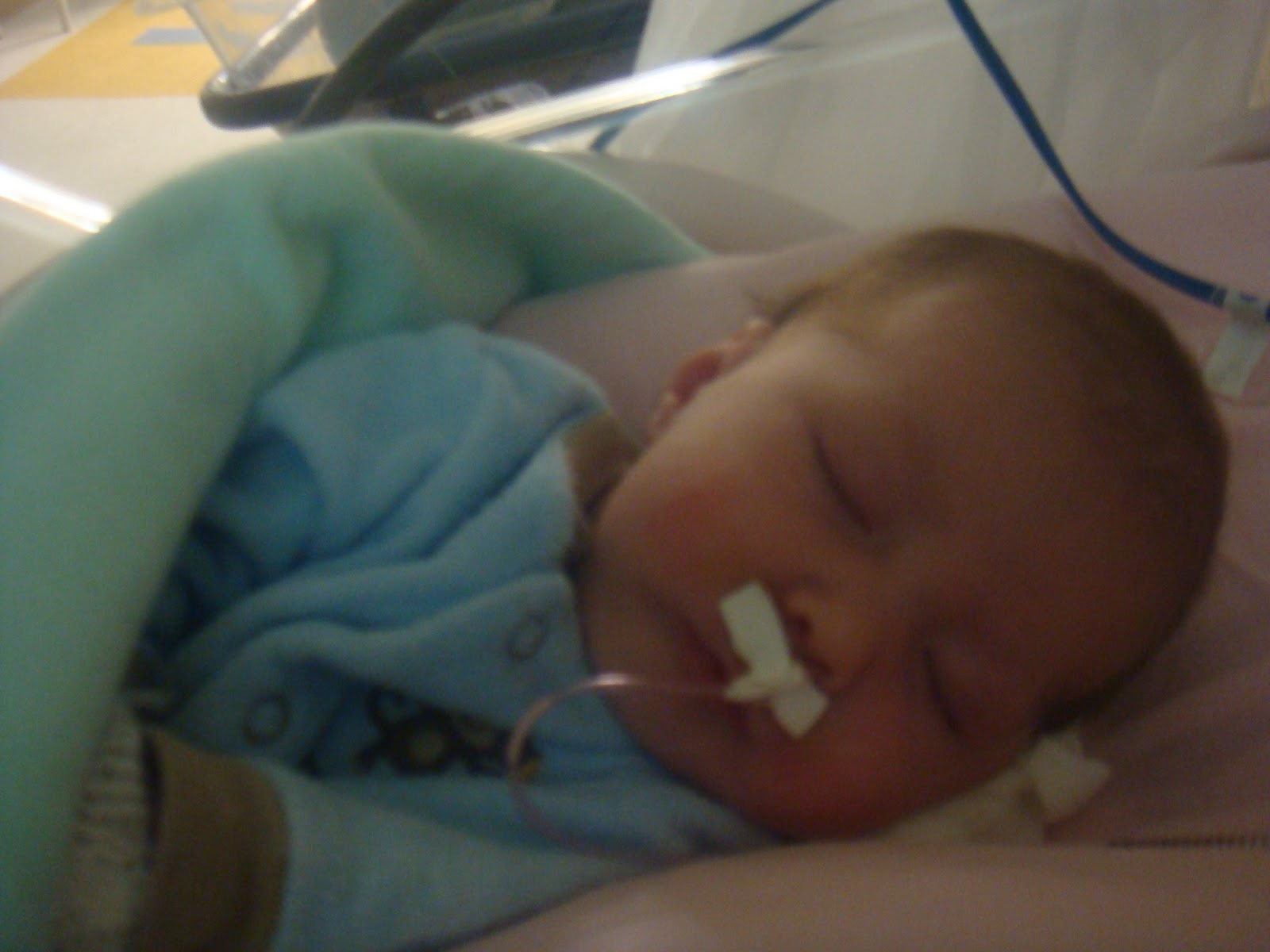 Nossa Historia Pierre Robin: Capitulo 3 - UTI NEONATAL: PESADELO!