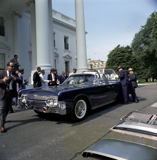 DVP's JFK ARCHIVES: PRESIDENT KENNEDY'S BRAND-NEW 1961 LINCOLN ...