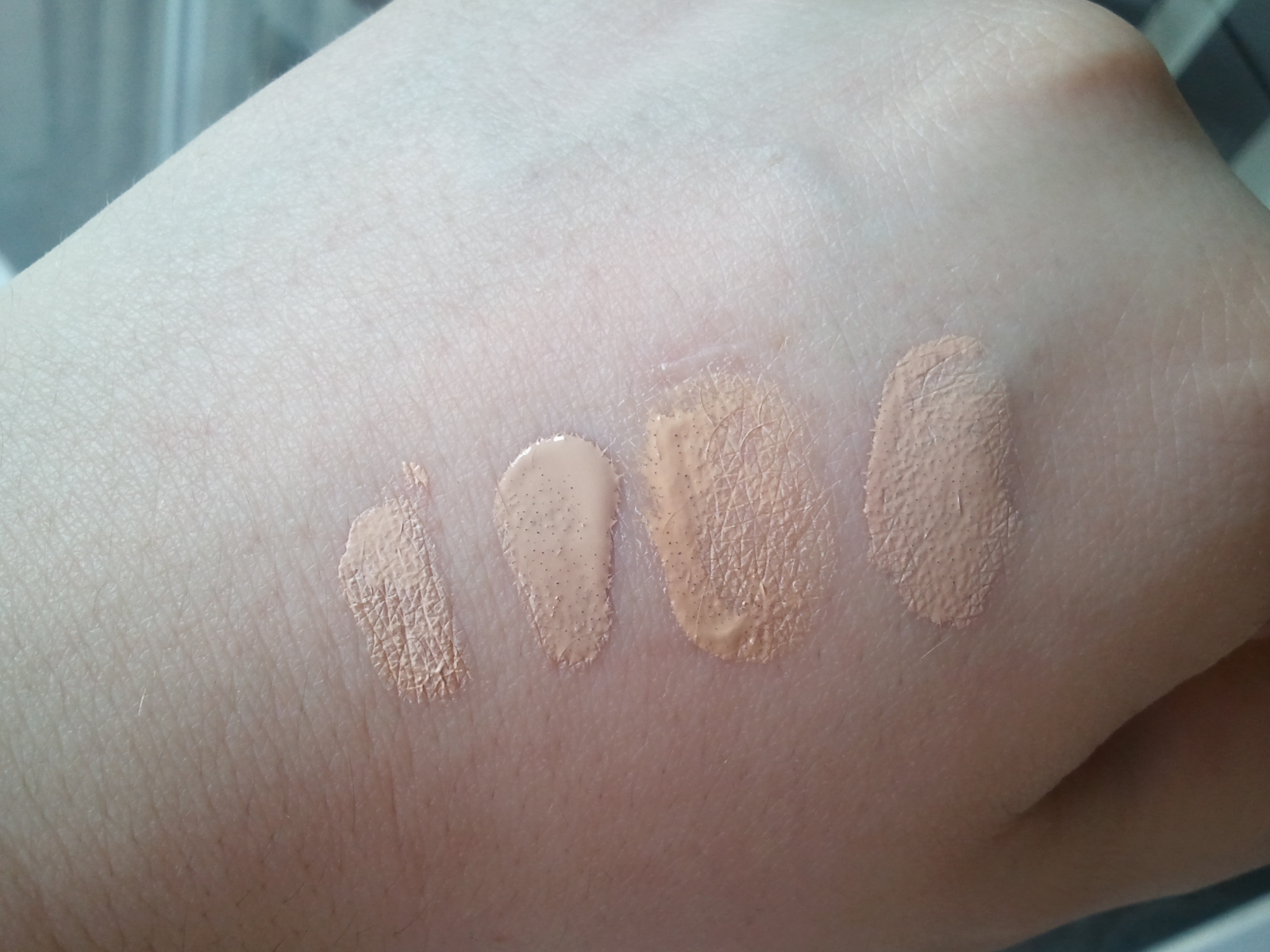 don't call me jessie: LUSH colour supplement: first impression review