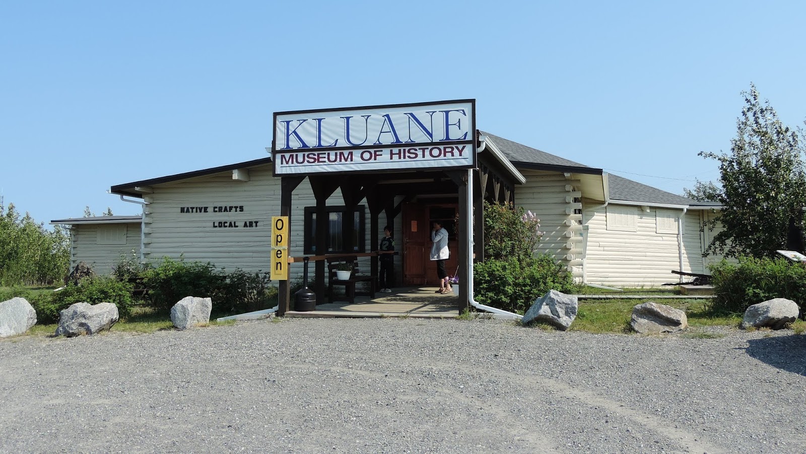 Travel with Kevin and Ruth: The shores of Kluane Lake, Yukon