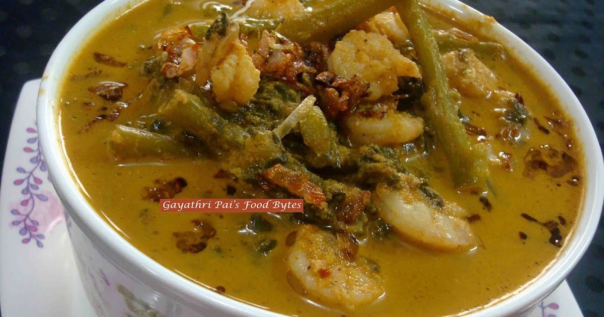 Gayathri Pai's Food Bytes: Vali-Malabar Spinach Ambat With Fresh Prawns.