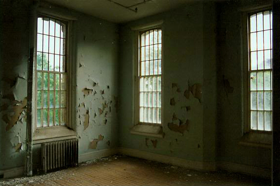 nailhed: The "Asylum Beautiful," Pt. 2