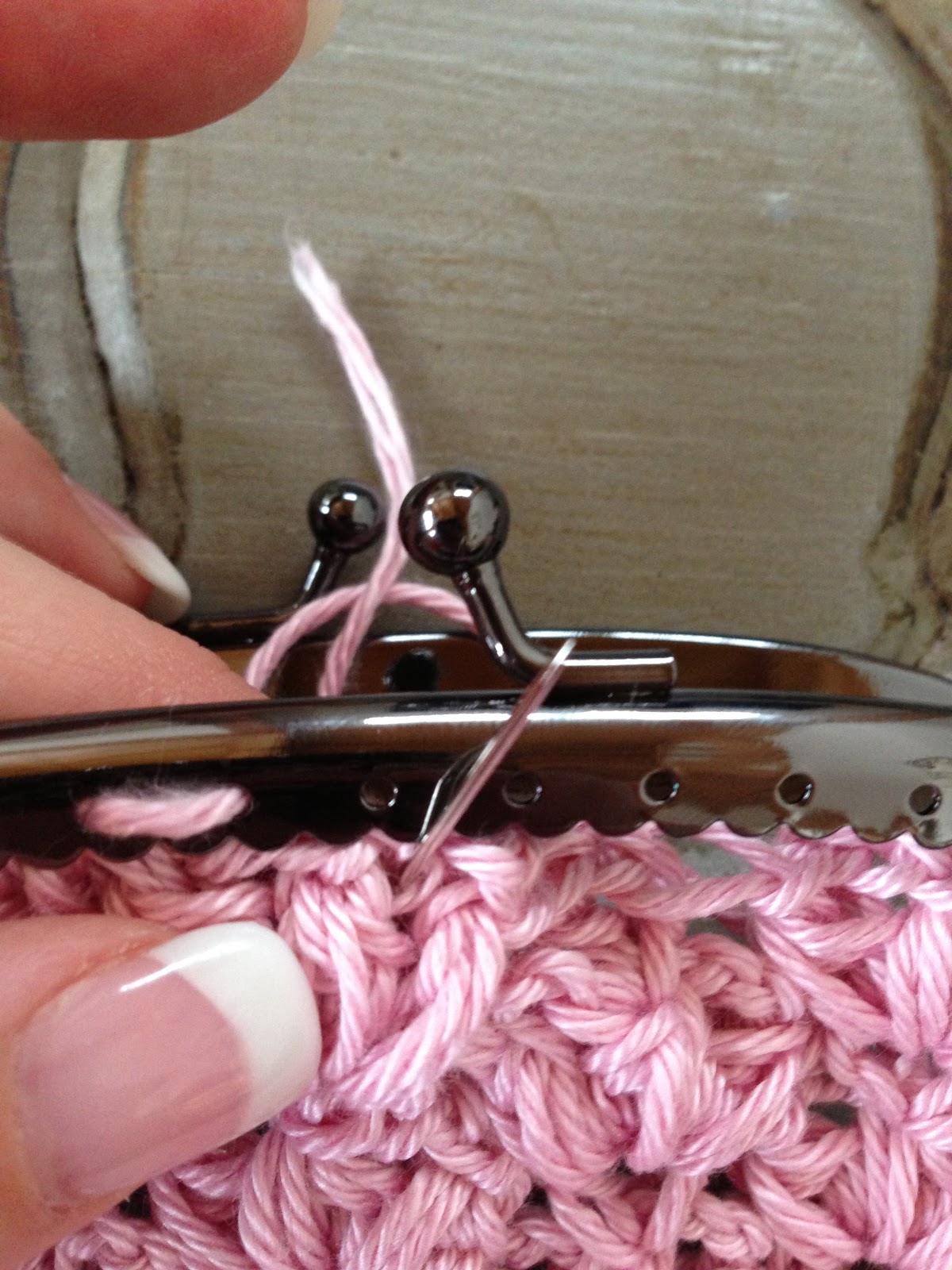 Annoo's Crochet World: Shabby Chic Evening Purse Free Pattern