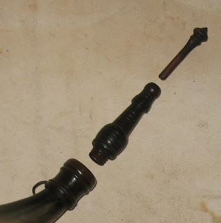 Contemporary Makers: Philadelphia Style Powder Horn by Tim Crosby