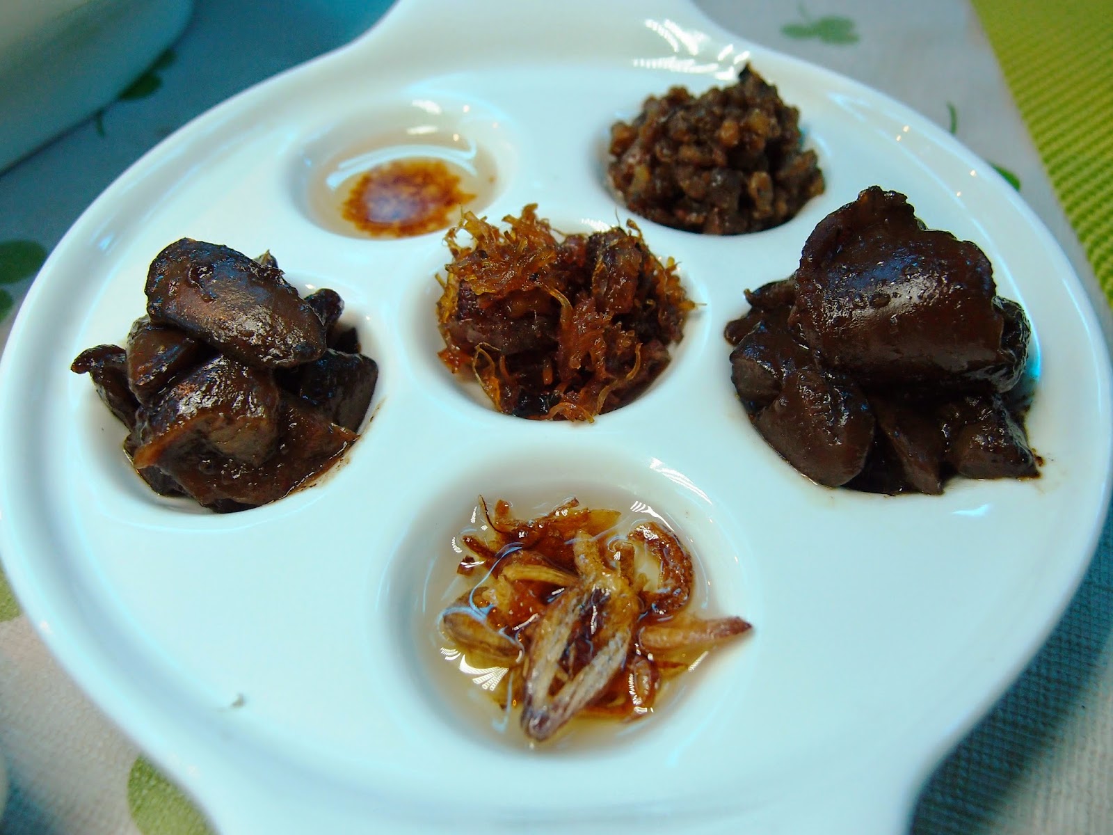 Follow Me To Eat La - Malaysian Food Blog: You & Me Kitchen Corner ...