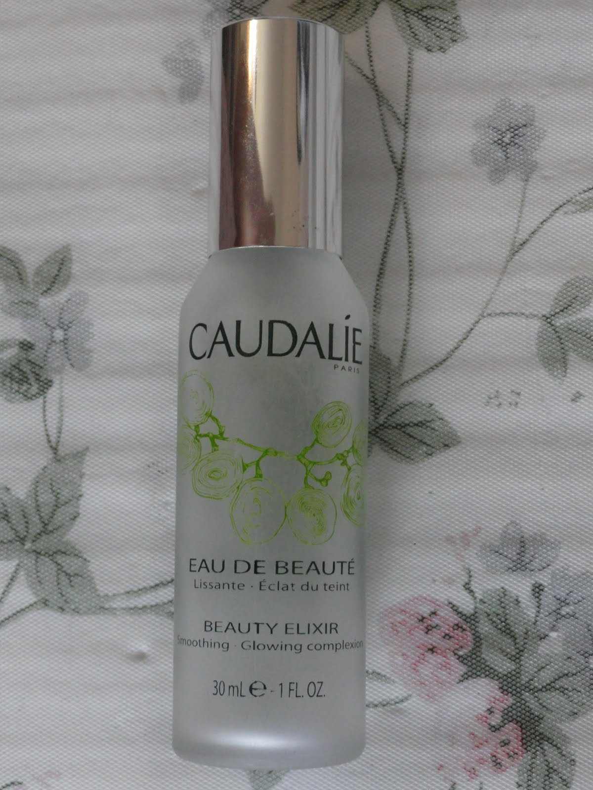 Covered in Stardust: Caudalie Beauty Elixir (Eau de Beaute)