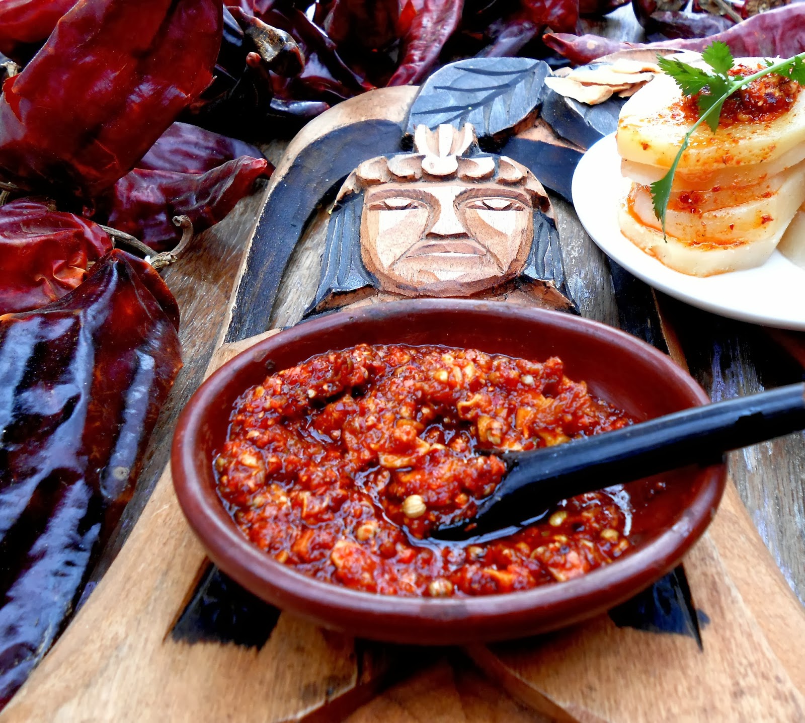 Cocina Chilena . Recetas Caseras: Salsa de Ají Merkén con ajo chilote