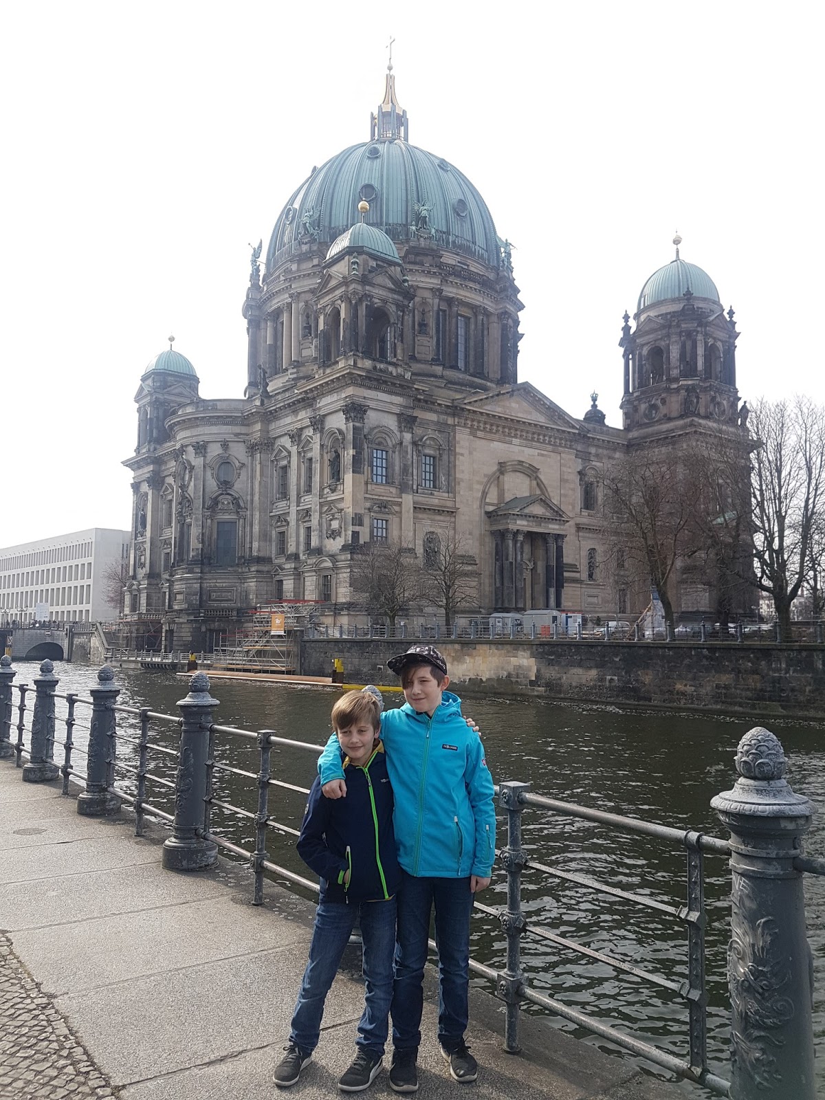 kl.brüllen: Getrennte Wege