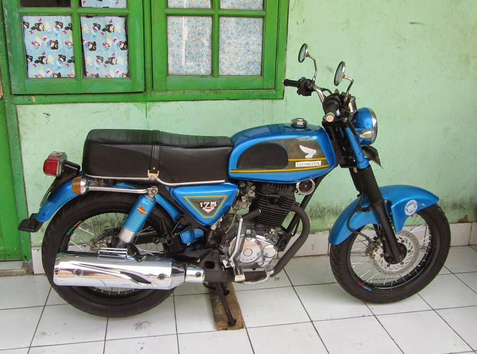 40+ Top Populer Modifikasi Honda Cb 100 Warna Biru