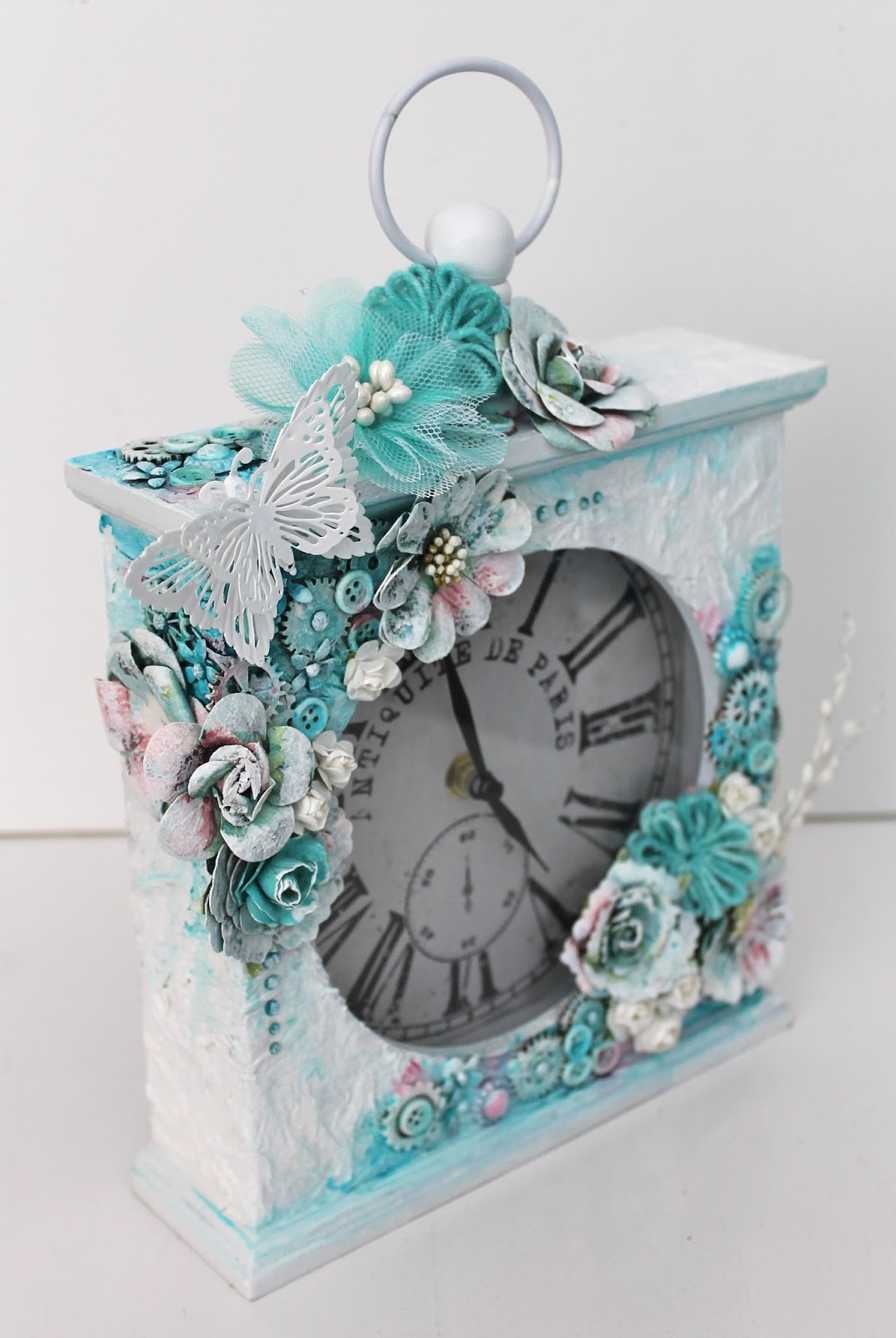13 arts: altered clock - by Ingrid