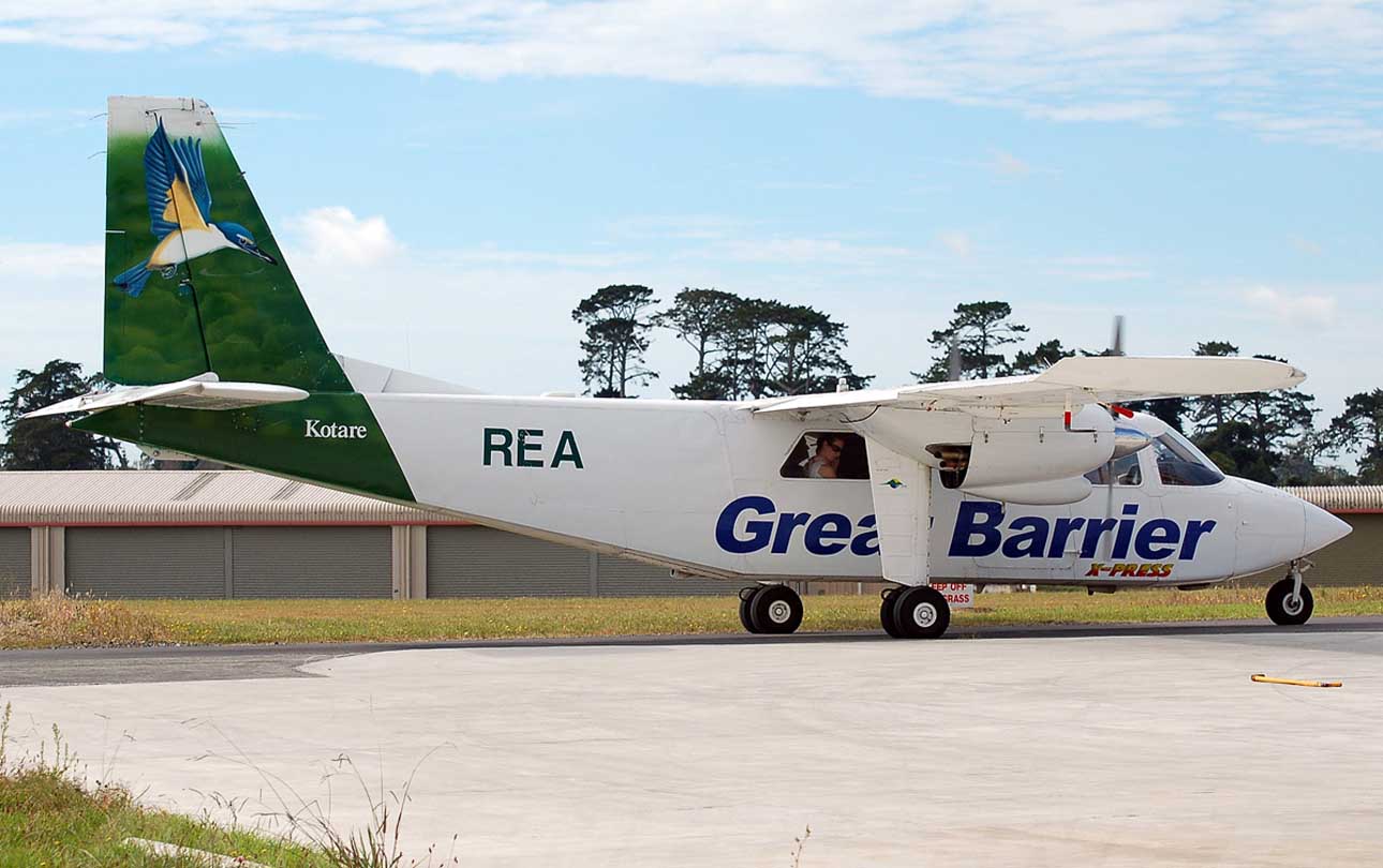 nhungdoicanh: Britten-Norman BN-2 Islander