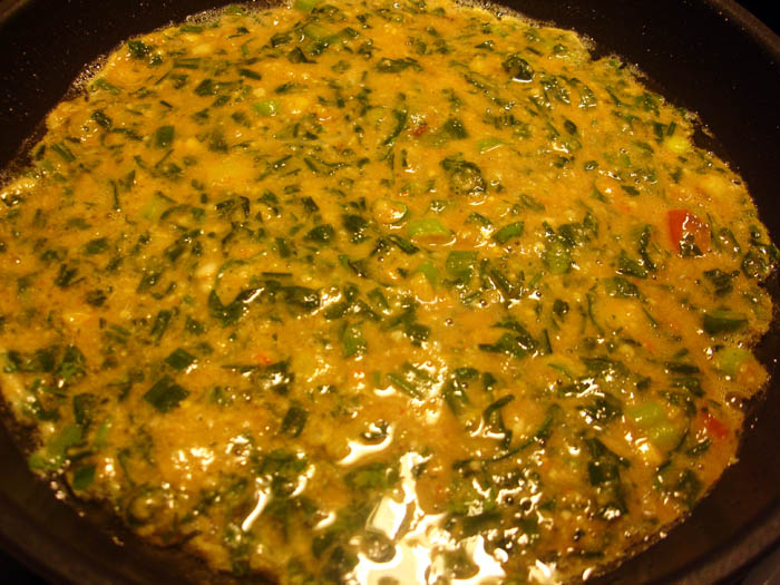 libyan food: Ejja - Libyan Omelet/Frittata - عجة