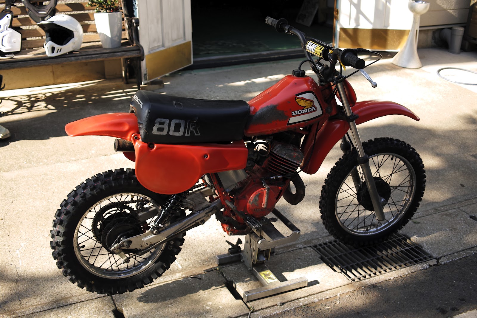 Deluxie: ：*：゜・☆@@1981 cr80 HoNdA@@