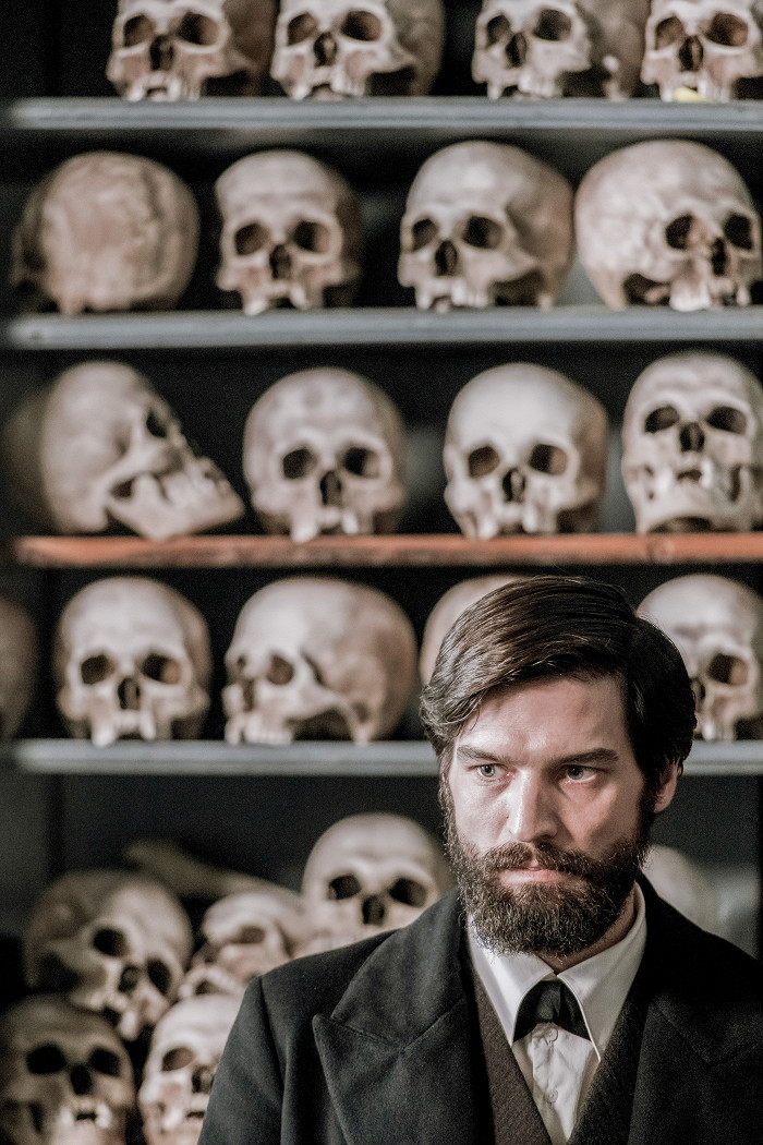 FILMY KOSTIUMOWE: Freud (TV Serial 2020– )